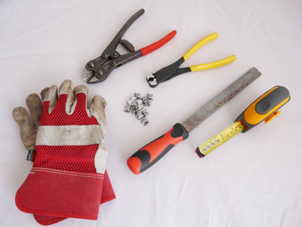 Fourteenacre | Modern Gamekeeping July 2013 – Cage Making